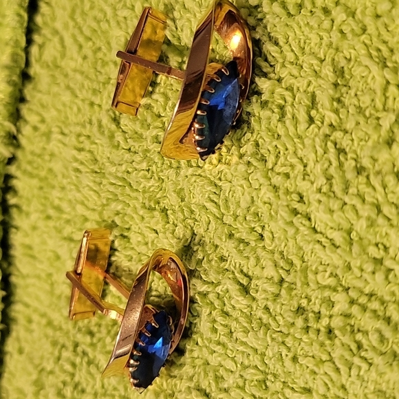 Accessories | Vintage Beautiful Cuff Clip | Poshmark